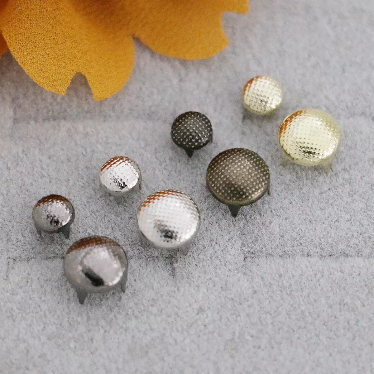 Prong Rivets Grid | Grommets Depot